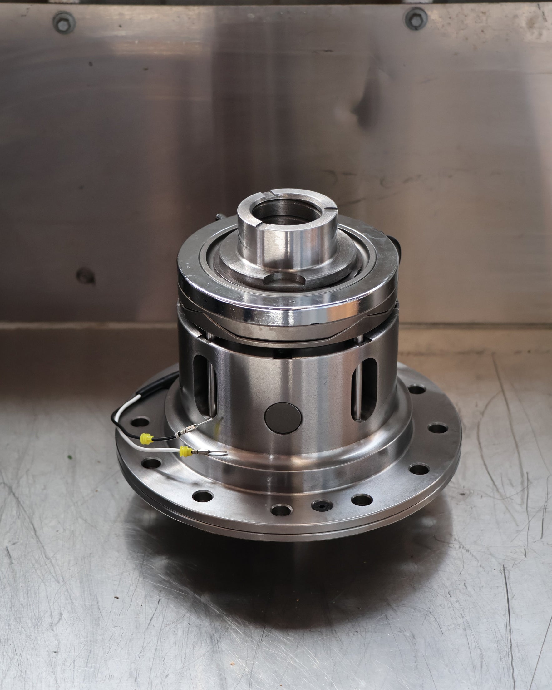 Rear Electric Diff Locker For Mitsubishi Pajero NM–NX (2000–2021) – BGT4X4